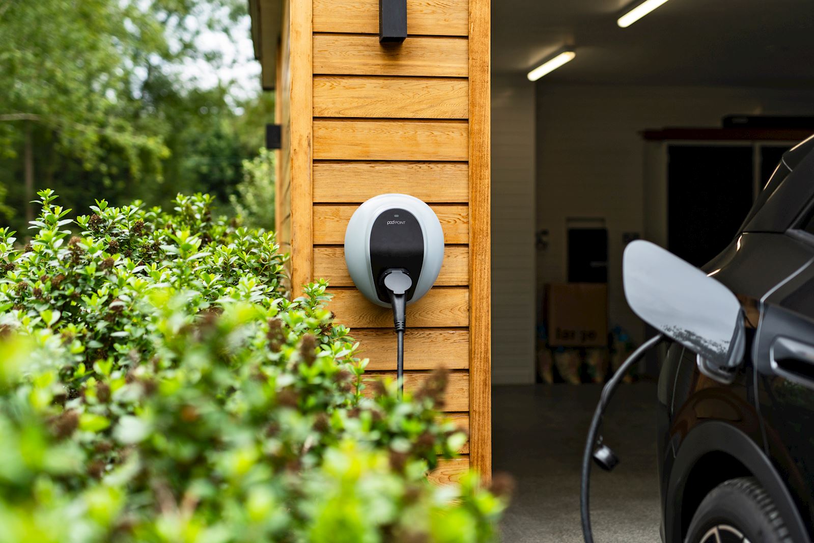 Charging BMW Electric Cars | Lloyd BMW